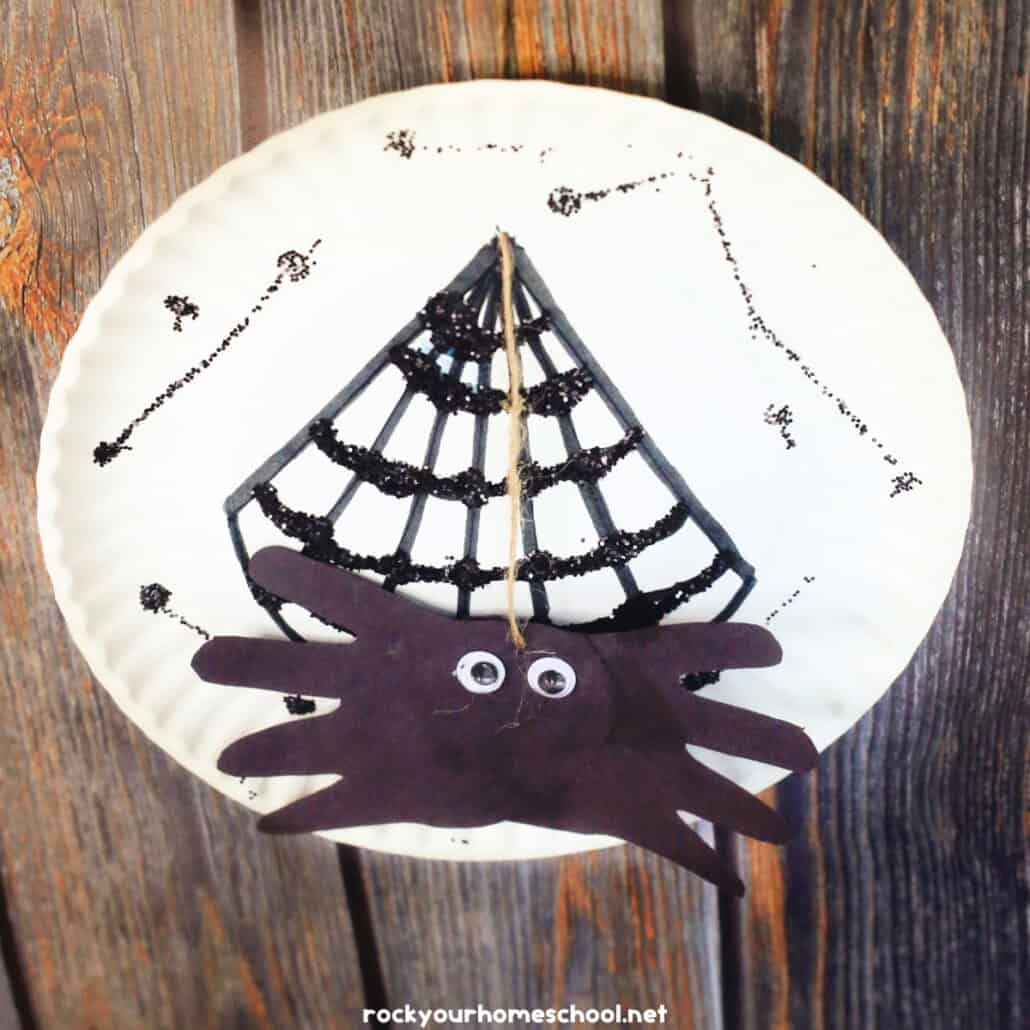 Handprint Spider Craft for Cute and Easy Halloween Keepsake- Rock Your ...