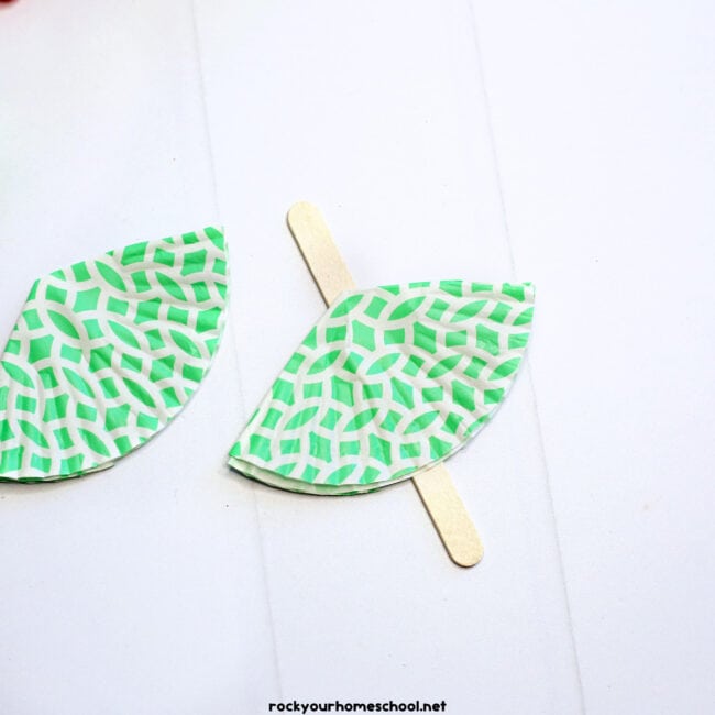 Cupcake Liner Christmas Tree: How to Make This Frugal Craft - Rock Your ...