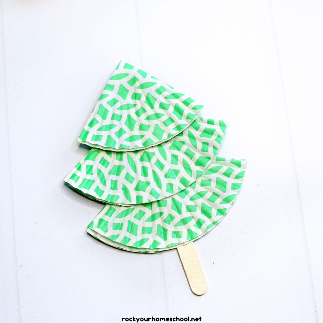 Cupcake Liner Christmas Tree: How to Make This Frugal Craft - Rock Your ...