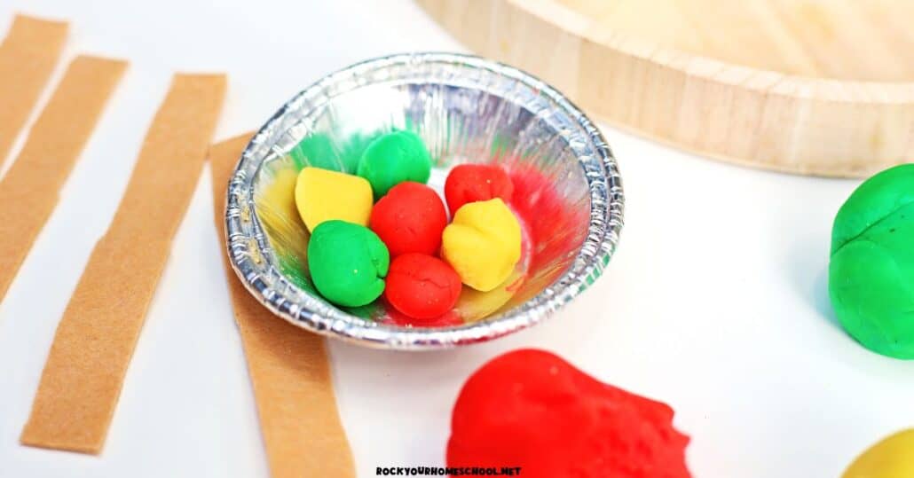 Apple Pie Playdough Tray: How to Make for Easy Sensory Fun - Rock Your ...